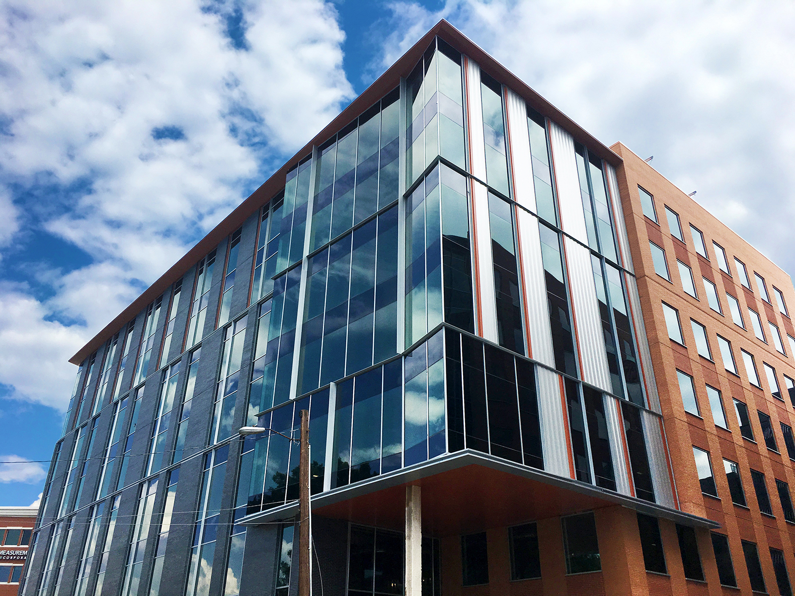 Profile | Single Skin Metal Panels - Advanced Exterior Systems